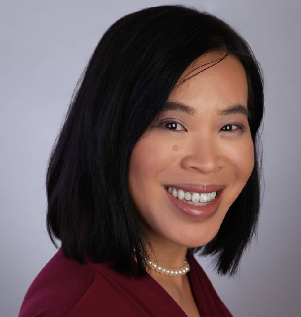 brie_Headshot-1 - Derivsource